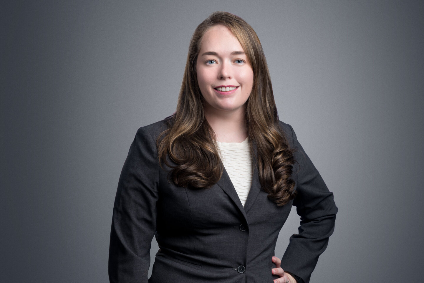 Shauna Woods - Biography | Los Angeles | Allen Matkins